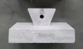 China Microporous Silicon Carbide Board Skinning Resistance 75 Si3N4+SiC for sale