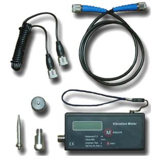 China Low Frequency Handheld Vibration Monitor 1Hz-10kHz Displacement Velocity Acceleration HGS-908L for sale