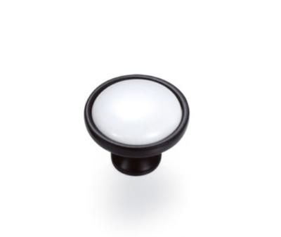 China Round Top Door And Cabinet Handles With One Hole Deformation Resistance for sale