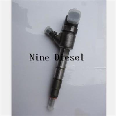 China Common Rail Bosch Diesel Injector 0445110305 With Nozzle DLLA82P1668 , Valve F00VC01359 for sale