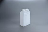 China 3L Plastic Flat Jerry Can For Easy Handling And Storage for sale