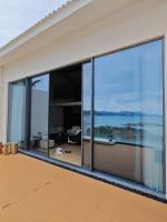 China Ultra Slim Aluminum Sliding Glass Door For Coastal Villa Panoramic View for sale