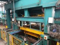 China Automatic Foundry Sand Casting Machine High Ability For Compaction Sand for sale