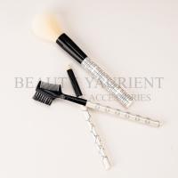 China Beauty Yaurient Professional Private Label Makeup Brushes 3 Piece Brush Set for sale