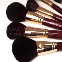 China Customizable Logo 7pcs Face Makeup Brush Set Red Wine Wooden Vegan Natural Hair for sale