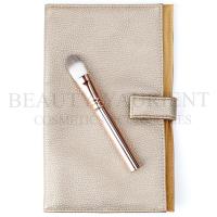 China Customized Face Foundation Single Makeup Brush With Plastic Handle Soft PBT Hair for sale