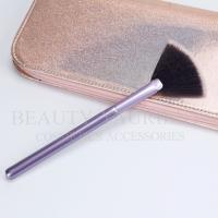 China Customizable 16.7cm Fan Single Makeup Brush Cosmetic Tools To Help Sweet Duty for sale
