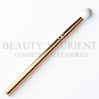 China Deluxe Champagne Gold Fluffy Eyeshadow Makeup Brush 148mm Length for sale