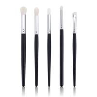 China Matte Black Wooden Handle Eyeshadow Makeup Brush Set  150-180mm for sale
