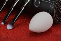 China PBT hair X Shape 5pcs Makeup Brush Set With Cosmetic Case Beauty Makeup Tools for sale
