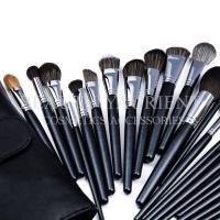 China FSC Customized Ferrule Professional Cosmetic Brush Set Black Makeup Brushes Set for sale