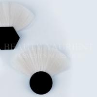 China Durable White  PBT Hair Compact Blusher Brush Cheek  Makeup Brush for sale