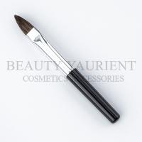 China Soft Bristles Disposable Lip Makeup Brush Travel Lip Brush Black Plastic Handle 1.8g for sale