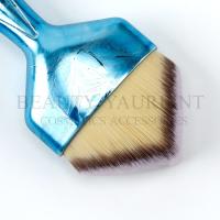 China PBT  Hair Triangle Foundation Brush Flawless Pointed Foundation Brush SA8000 Certified for sale