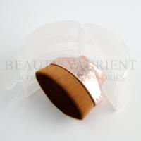 China OEM ODM Mold X Shape Kabuki Makeup Brush Flat Liquid Foundation Brush for sale