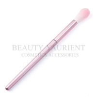 China Single Piece Pink Eye Makeup Blending Brush 15g Customized Ferrule for sale