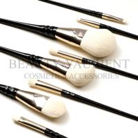 China Cheek  Full Face Makeup Brush Set 8pcs Fish Scale Shaped Aluminum Ferrule for sale