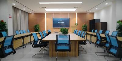 China FVASEE 75 Inch Interactive Display 4K UHD Touchscreen for Business Conference for sale
