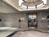 China Brazilian Fish - Belly White Marble Luxury Stone Book-match Background Feature Wall Luxurious Flooring Stone for sale