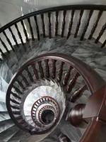 China Italy White Gray Marble Natural For Feature Walls Staircase Flooring Applications for sale