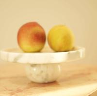 China Italy Carrara White Marble Plate Food Grade With Minimalist Design for sale