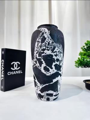 China Napoleon Black Stone Vase Black Marble Flower Vase Luxury Wear Resistant for sale