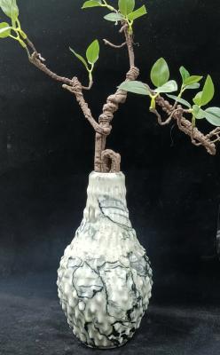 China Luxury White Marble Flower Vase Handcrafted With Polished Surface for sale