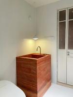 China Iranian Red Travertine Bathroom Washbasin | Artistic Stone Vanity with Flaming Texture for sale