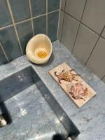 China Luxury Blue Crystal Marble Washbasin | Sapphire Blue Vanity for Premium Bathrooms for sale