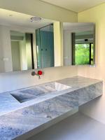 China Luxury Brazilian Blue Marble Washbasin | Crystal Veins for Premium Bathrooms for sale