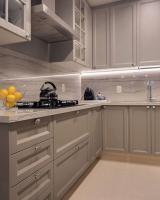 China E1 Grade Plywood Base White Lacquer Kitchen Cabinet Set With ISO9001 for sale