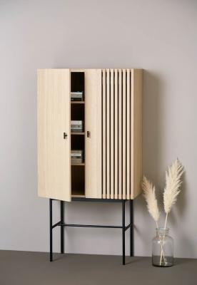 China Gelaimei Solid Wood Light Color Hotel Room Cabinet ISO9001 Certificate for sale