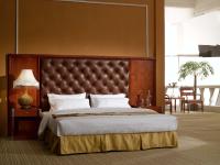 China Big Headboard Hotel Bedroom Furniture Sets Rustic Country Bedroom Sets 1800*2000*250 Bed for sale