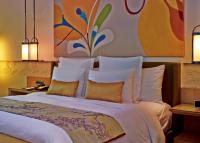 China ISO14001 Approval Orange Fabric Villa Furniture King Size Bedroom Furniture for sale