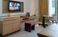 China ISO14001 Approval Orange Fabric Villa Furniture King Size Bedroom Furniture for sale