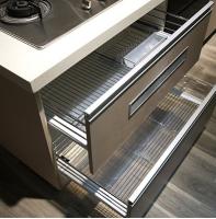 China ISO14001 Customized Luxury Laminate Kitchen Cabinet Set Acrylic White Kitchen Cabinets for sale