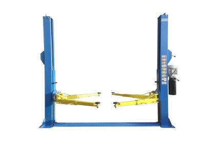 China SD240 9000lbs 2 Post Car Lift 1900mm Lift Height Single Side Lock Release for sale