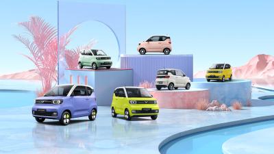 China Wuling Mini Hongguang Macaron 100km Low Speed 4 Wheel Four Seats Electric Cars Adults Vehicles Ev Car E Car Electric for sale