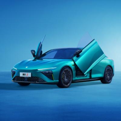 China Fuel 100% Electric Neta S 520KM High Speed Sedan Sport EV Car Nezha S Four-Wheel Drive for sale