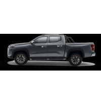 China Affordable Light Interior Changan Lantuozhe 4*4 New Pick UP Trucks at 5600x1930x1865mm for sale
