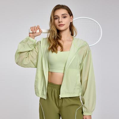 China Women's Nylon Sun Protection Jacket Quick Dry UV Protective Hooded Lightweight 89% Nylon 11% Polyester for sale
