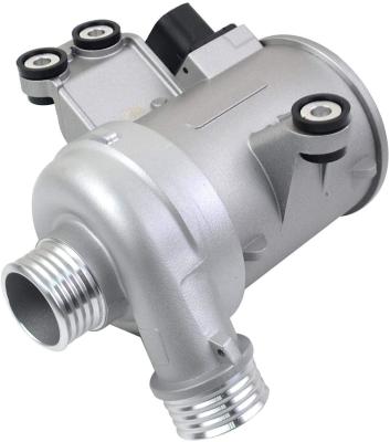 China 11517596763 Engine Parts BMW Water Pump for sale