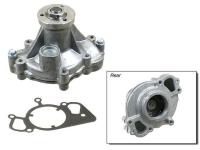 China XW438501 Engine Parts Water Pump for sale