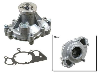 China XW438501 Engine Parts Water Pump for sale