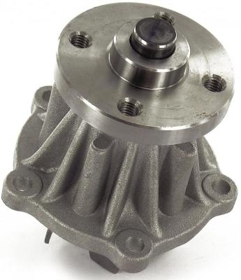 China GWT76A Engine Parts Water Pump for sale