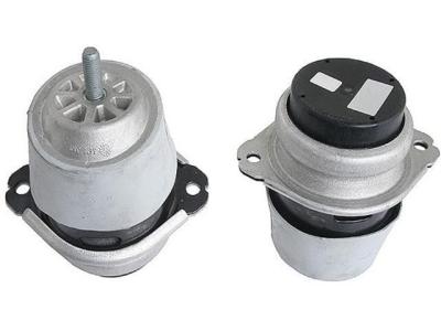 China 7L6199131A Engine Parts Engine Mount for sale