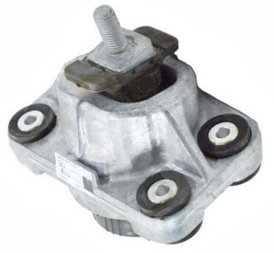China Land Rover LR057721 Chassis Parts Engine Mount for sale