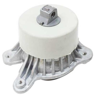 China Mercedes Benz 2052404600 Chassis Parts Engine Mount for sale