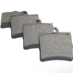 China Mercedes Benz 0024205120 Chassis Parts Brake Pad Set for sale