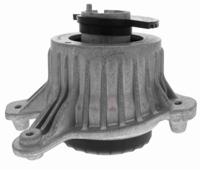 China Mercedes Benz 2052406617 Chassis Parts Engine Mount for sale